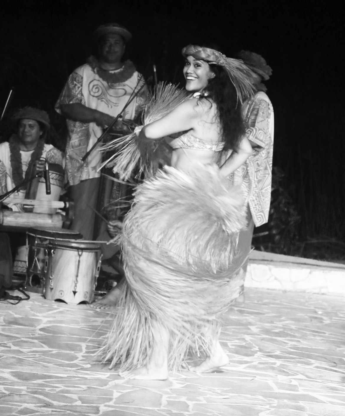 Traditional dance | Tahiti dance online